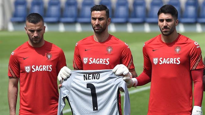 Futebol Nacional chora morte de Neno, antigo guarda-redes internacional ...